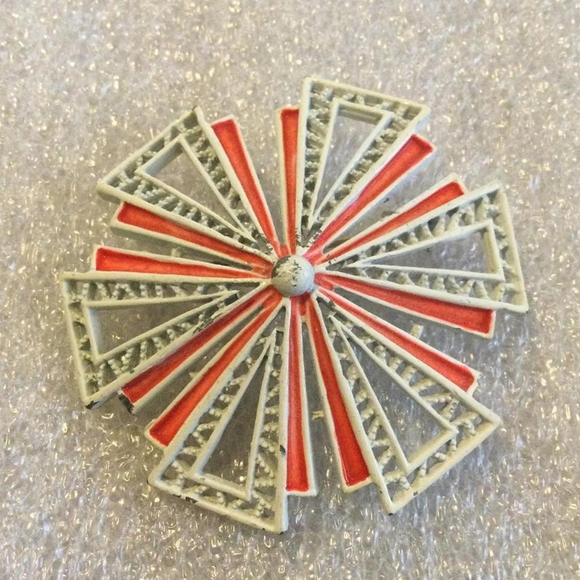 Jewelry | Vintage Enamel Damaged Pin | Poshmark